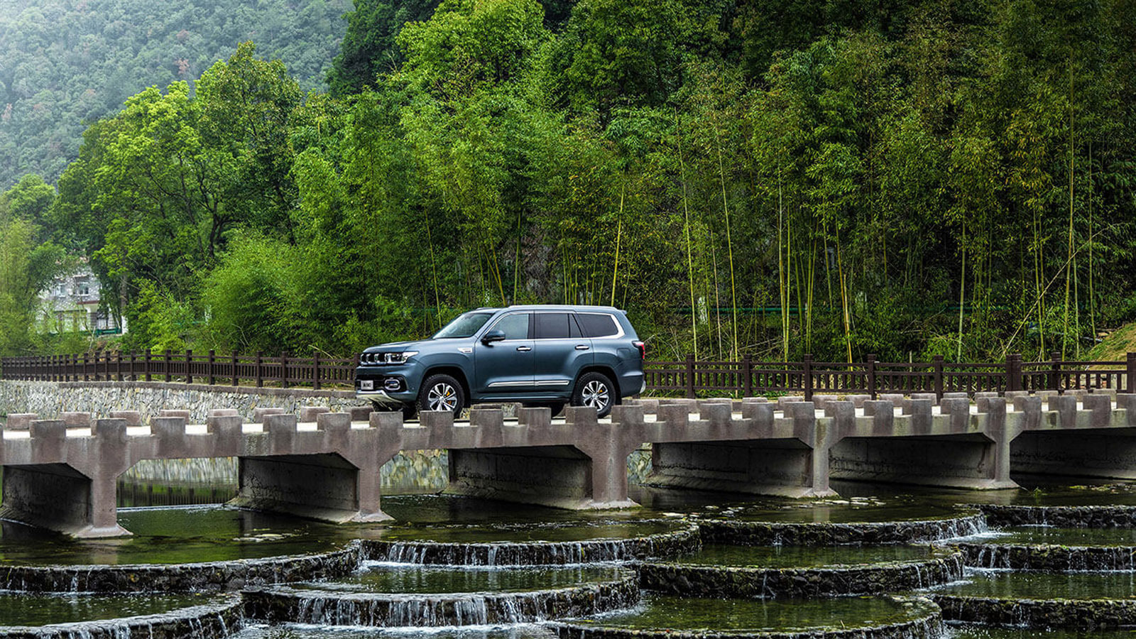 BAIC BJ60 2025. Wersje, osiągi, cena. Co można kupić?