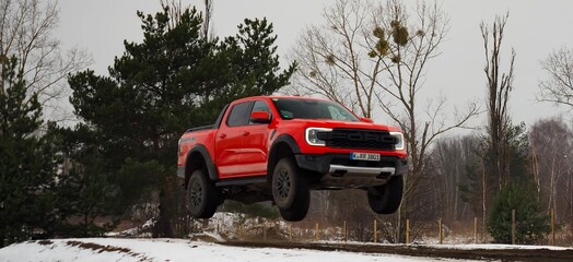 PIERWSZA JAZDA: Ford Ranger Raptor. Smak prawdziwego hamburgera!