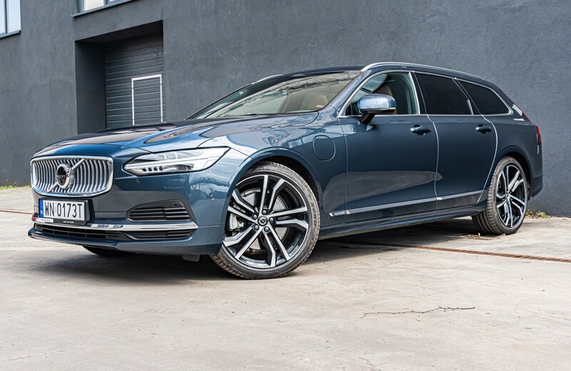 Test: Volvo V90 T8 Recharge Ultra Bright – kombi z prawdziwego zdarzenia