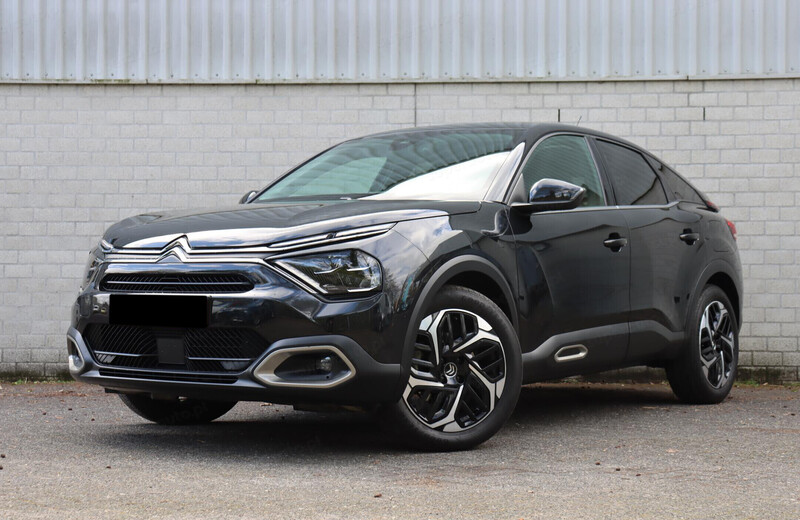 Citroen C4 - dane techniczne, wersje wyposażenia, cenyY