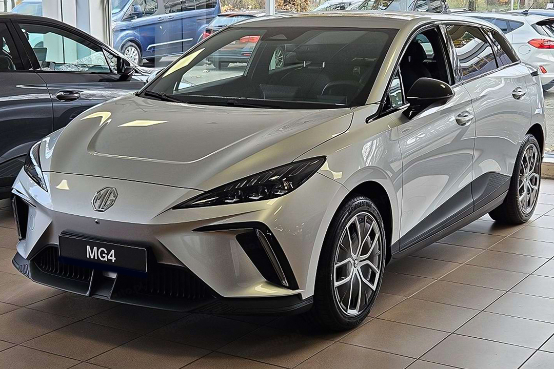 MG 4 77kWh Luxury Long Range | Leasing samochodu Superauto.pl