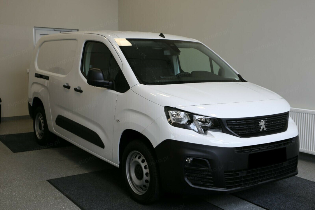 Peugeot Partner Van Long L2H1 Premium | Leasing samochodu Superauto.pl