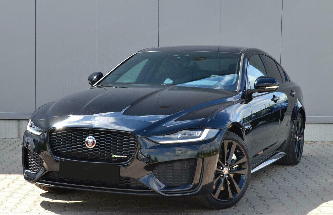 Jaguar XE 2.0 P250 R-Dynamic S | Leasing samochodu Superauto.pl