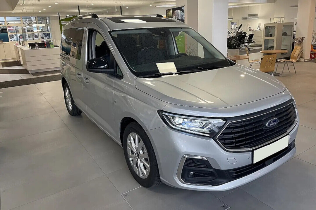 Ford Tourneo Connect Grand Titanium | Leasing samochodu Superauto.pl